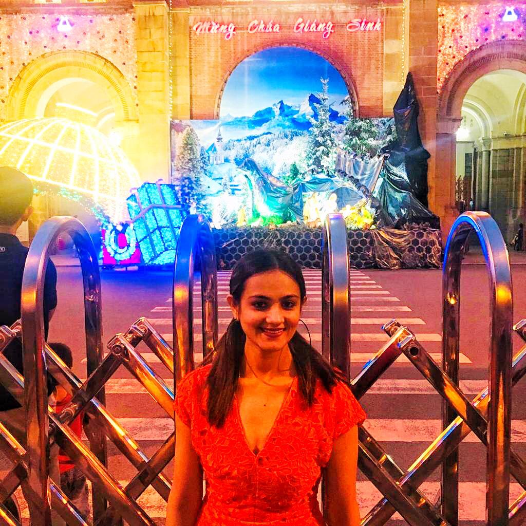 Shweta Rohira visits Vietnam - JustShowBiz